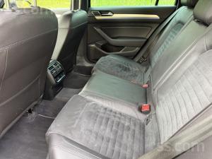 Black Volkswagen Passat B8 2015 in Jurmala, with an engine capacity of 1.40 L and mileage of 239 thousand km for 14700 €, photo 12 on AUTOMOTO.COM.LV