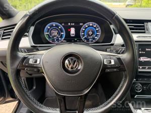 Black Volkswagen Passat B8 2015 in Jurmala, with an engine capacity of 1.40 L and mileage of 239 thousand km for 14700 €, photo 17 on AUTOMOTO.COM.LV