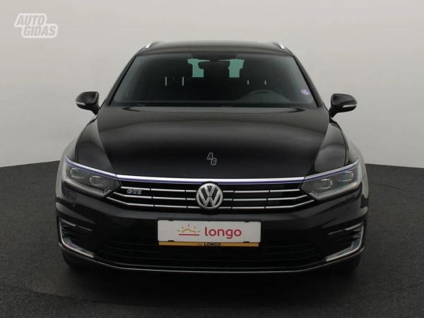 Melns Volkswagen Passat B8 2015 Viļņa, ar dzinēja tilpumu 1.40 L un nobraukumu 235 tūkst. km par 10699 €, foto 3 vietnē AUTOMOTO.COM.LV