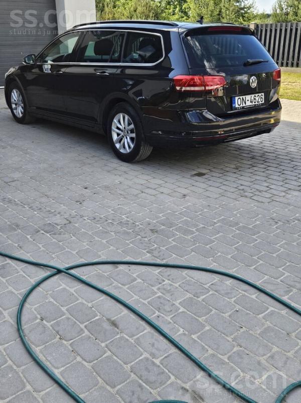 Melns Volkswagen Passat B8 2015 Rīga, ar dzinēja tilpumu 2.00 L un nobraukumu 317 tūkst. km par 7950 €, foto 5 vietnē AUTOMOTO.COM.LV