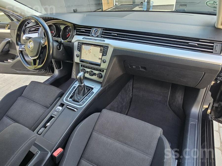 Melns Volkswagen Passat B8 2015 Rīga, ar dzinēja tilpumu 2.00 L un nobraukumu 317 tūkst. km par 7950 €, foto 12 vietnē AUTOMOTO.COM.LV