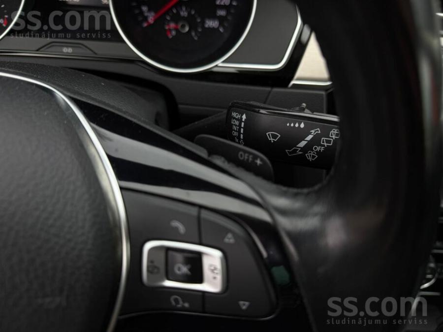 Melns Volkswagen Passat B8 2015 Rīga, ar dzinēja tilpumu 2.00 L un nobraukumu 262 tūkst. km par 9990 €, foto 14 vietnē AUTOMOTO.COM.LV
