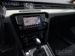 Melns Volkswagen Passat B8 2015 Rīga, ar dzinēja tilpumu 2.00 L un nobraukumu 262 tūkst. km par 9990 €, foto 16 vietnē AUTOMOTO.COM.LV