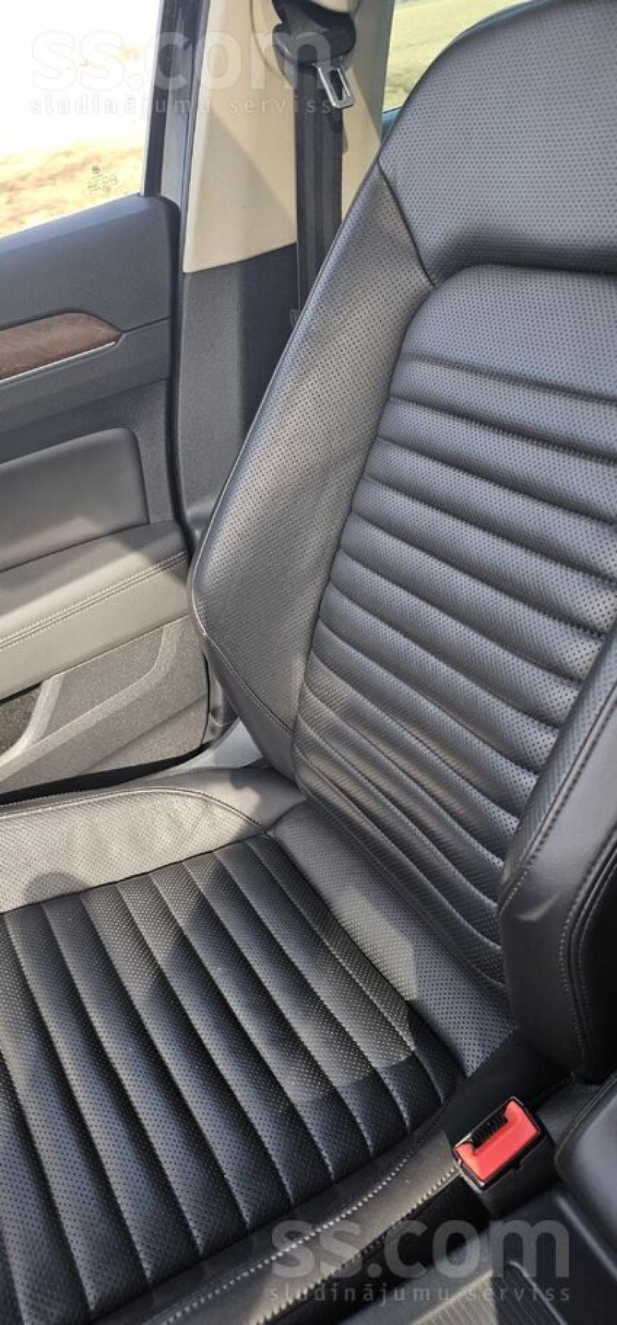 Melns Volkswagen Passat B8 2015 Jelgava, ar dzinēja tilpumu 2.00 L un nobraukumu 419 tūkst. km par 8300 €, foto 9 vietnē AUTOMOTO.COM.LV