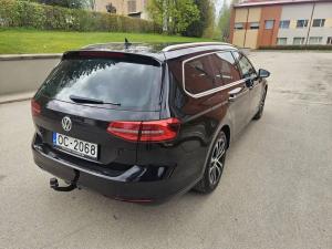 Black Volkswagen Passat B8 2015 in Jekabpils, with an engine capacity of 2.00 L and mileage of 272 thousand km for 10490 €, photo 6 on AUTOMOTO.COM.LV