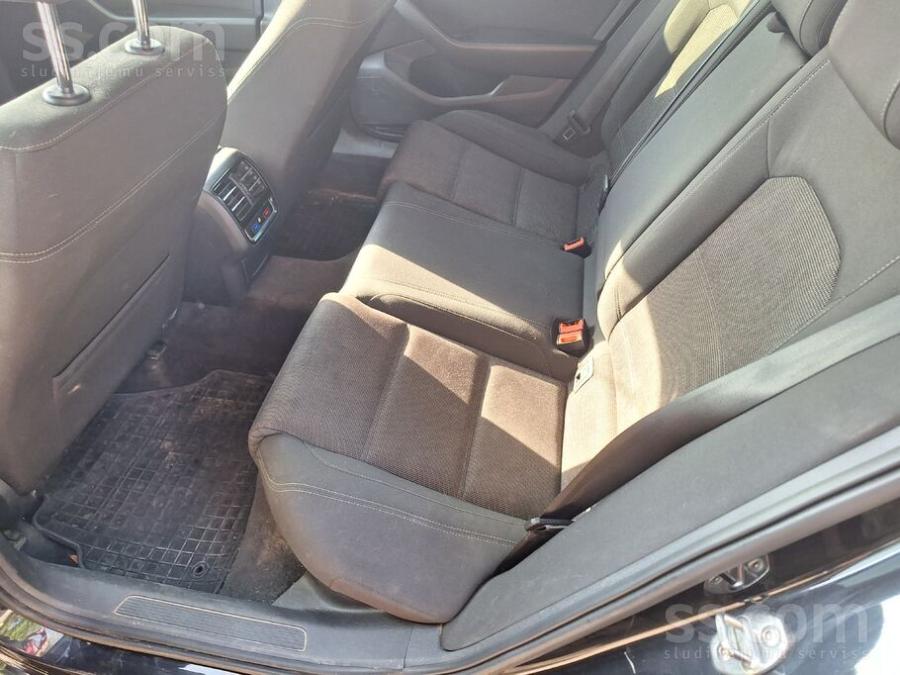 Black Volkswagen Passat B8 2015 in Riga, with an engine capacity of 2.00 L and mileage of 437 thousand km for 5100 €, photo 10 on AUTOMOTO.COM.LV
