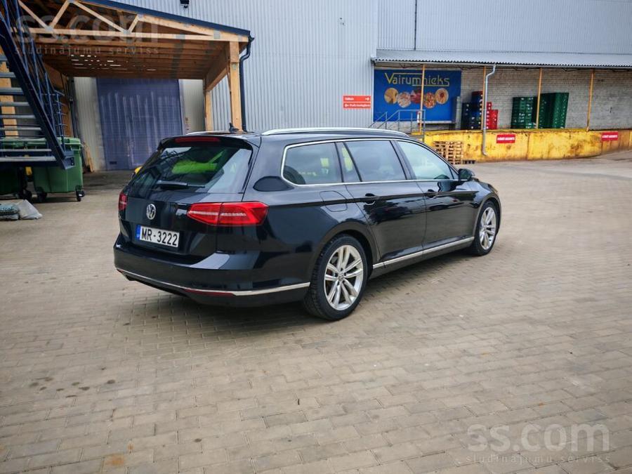 Black Volkswagen Passat B8 2015 in Riga, with an engine capacity of 2.00 L and mileage of 362 thousand km for 9000 €, photo 5 on AUTOMOTO.COM.LV