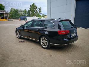 Black Volkswagen Passat B8 2015 in Riga, with an engine capacity of 2.00 L and mileage of 362 thousand km for 9000 €, photo 6 on AUTOMOTO.COM.LV