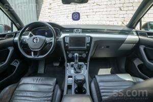 Black Volkswagen Passat B8 2015 in Liepaja, with an engine capacity of 1.40 L and mileage of 273 thousand km for 12500 €, photo 10 on AUTOMOTO.COM.LV