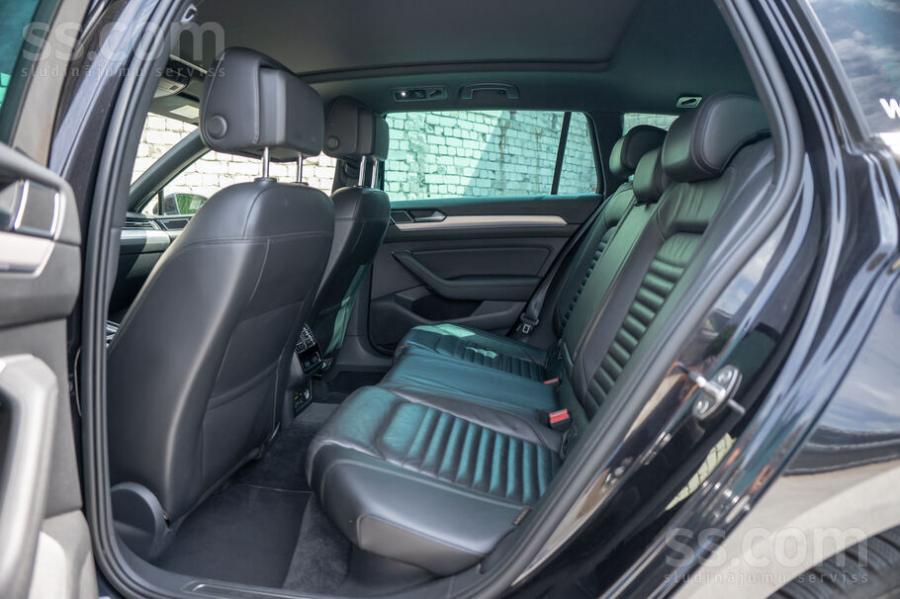 Black Volkswagen Passat B8 2015 in Liepaja, with an engine capacity of 1.40 L and mileage of 273 thousand km for 12500 €, photo 12 on AUTOMOTO.COM.LV