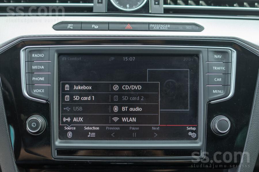 Black Volkswagen Passat B8 2015 in Liepaja, with an engine capacity of 1.40 L and mileage of 273 thousand km for 12500 €, photo 27 on AUTOMOTO.COM.LV
