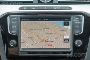Black Volkswagen Passat B8 2015 in Liepaja, with an engine capacity of 1.40 L and mileage of 273 thousand km for 12500 €, photo 28 on AUTOMOTO.COM.LV