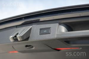 Black Volkswagen Passat B8 2015 in Liepaja, with an engine capacity of 1.40 L and mileage of 273 thousand km for 12500 €, photo 34 on AUTOMOTO.COM.LV