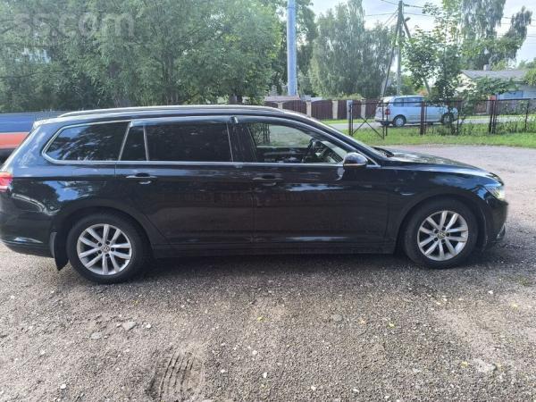 Melns Volkswagen Passat B8 2015 Rīga, ar dzinēja tilpumu 2.00 L un nobraukumu 350 tūkst. km par 7150 €, foto 1 vietnē AUTOMOTO.COM.LV