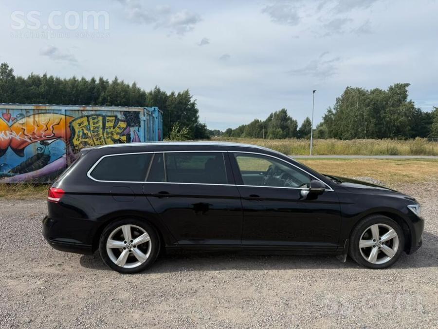Black Volkswagen Passat B8 2015 in Riga, with an engine capacity of 2.00 L and mileage of 333 thousand km for 5900 €, photo 3 on AUTOMOTO.COM.LV