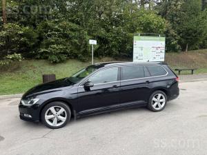 Black Volkswagen Passat B8 2015 in Aizkraukle, with an engine capacity of 2.00 L and mileage of 335 thousand km for 6300 €, photo 3 on AUTOMOTO.COM.LV