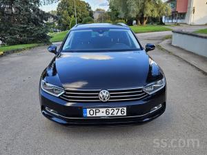 Black Volkswagen Passat B8 2015 in Jekabpils, with an engine capacity of 2.00 L and mileage of 263 thousand km for 9490 €, photo 4 on AUTOMOTO.COM.LV