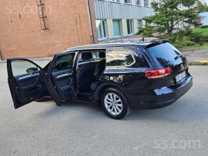 Black Volkswagen Passat B8 2015 in Jekabpils, with an engine capacity of 2.00 L and mileage of 263 thousand km for 9490 €, photo 18 on AUTOMOTO.COM.LV