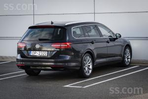 Black Volkswagen Passat B8 2015 in Riga, with an engine capacity of 1.60 L and mileage of 263 thousand km for 9490 €, photo 5 on AUTOMOTO.COM.LV