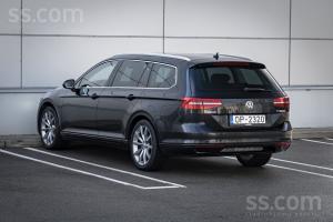 Black Volkswagen Passat B8 2015 in Riga, with an engine capacity of 1.60 L and mileage of 263 thousand km for 9490 €, photo 7 on AUTOMOTO.COM.LV