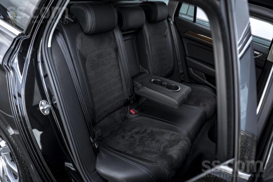 Black Volkswagen Passat B8 2015 in Riga, with an engine capacity of 1.60 L and mileage of 263 thousand km for 9490 €, photo 14 on AUTOMOTO.COM.LV