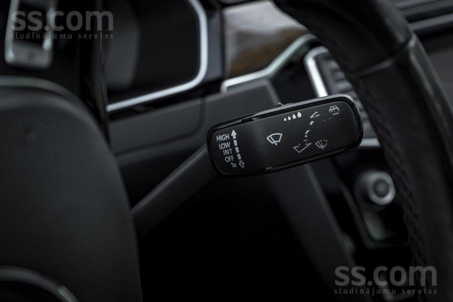 Black Volkswagen Passat B8 2015 in Riga, with an engine capacity of 1.60 L and mileage of 263 thousand km for 9490 €, photo 23 on AUTOMOTO.COM.LV