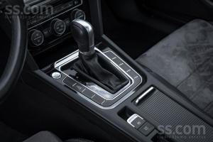 Black Volkswagen Passat B8 2015 in Riga, with an engine capacity of 1.60 L and mileage of 263 thousand km for 9490 €, photo 24 on AUTOMOTO.COM.LV