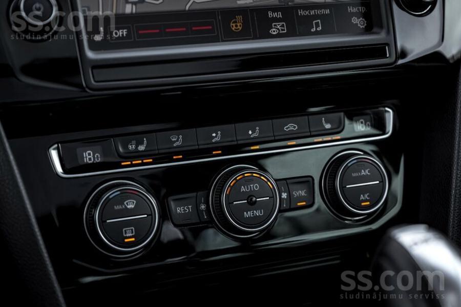 Black Volkswagen Passat B8 2015 in Riga, with an engine capacity of 1.60 L and mileage of 263 thousand km for 9490 €, photo 25 on AUTOMOTO.COM.LV