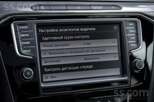 Black Volkswagen Passat B8 2015 in Riga, with an engine capacity of 1.60 L and mileage of 263 thousand km for 9490 €, photo 26 on AUTOMOTO.COM.LV