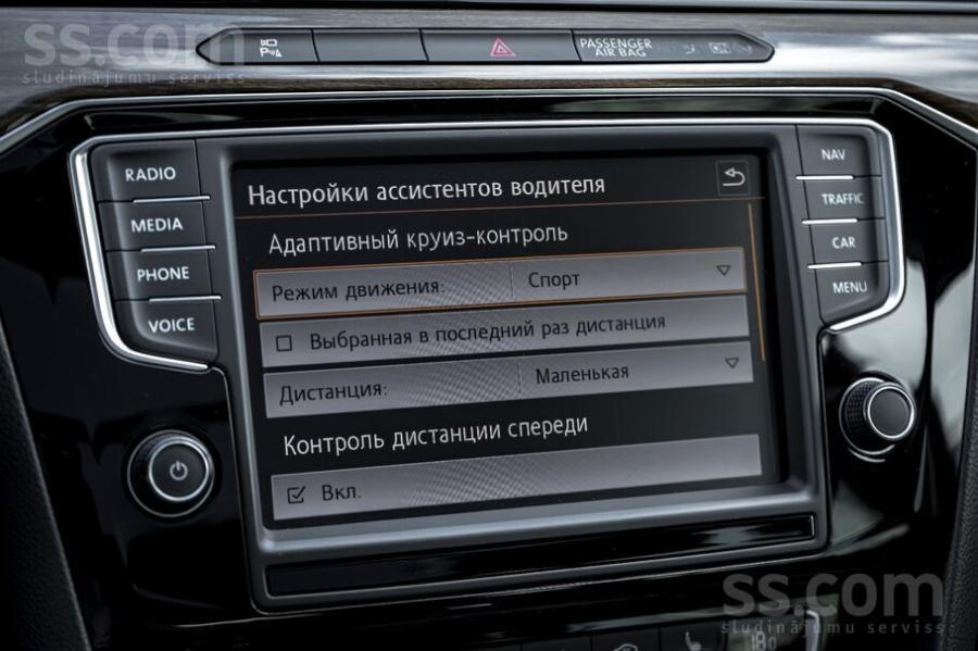 Black Volkswagen Passat B8 2015 in Riga, with an engine capacity of 1.60 L and mileage of 263 thousand km for 9490 €, photo 26 on AUTOMOTO.COM.LV