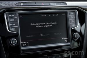 Black Volkswagen Passat B8 2015 in Riga, with an engine capacity of 1.60 L and mileage of 263 thousand km for 9490 €, photo 27 on AUTOMOTO.COM.LV