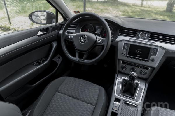 Melns Volkswagen Passat B8 2015 Rīga, ar dzinēja tilpumu 1.60 L un nobraukumu 0 tūkst. km par 6750 €, foto 9 vietnē AUTOMOTO.COM.LV