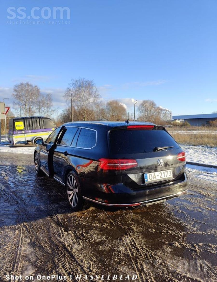 Black Volkswagen Passat B8 2016 in Riga, with an engine capacity of 2.00 L and mileage of 0 thousand km for 13000 €, photo 6 on AUTOMOTO.COM.LV