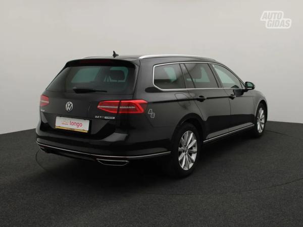 Melns Volkswagen Passat B8 2016 Viļņa, ar dzinēja tilpumu 2.00 L un nobraukumu 215 tūkst. km par 12899 €, foto 8 vietnē AUTOMOTO.COM.LV