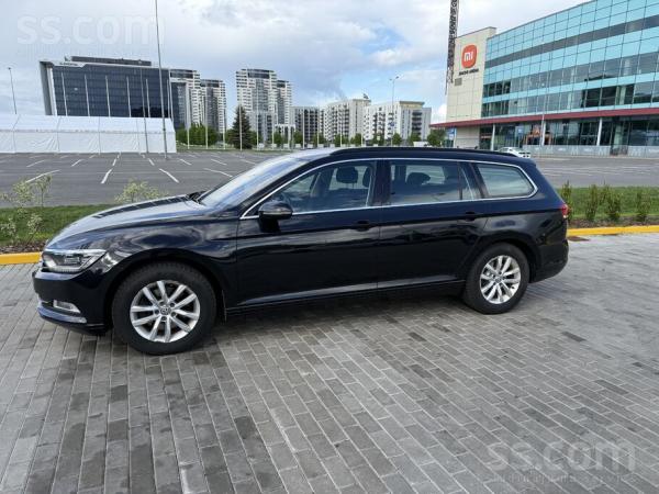 Black Volkswagen Passat B8 2016 in Riga, with an engine capacity of 1.60 L and mileage of 258 thousand km for 7500 €, photo 1 on AUTOMOTO.COM.LV