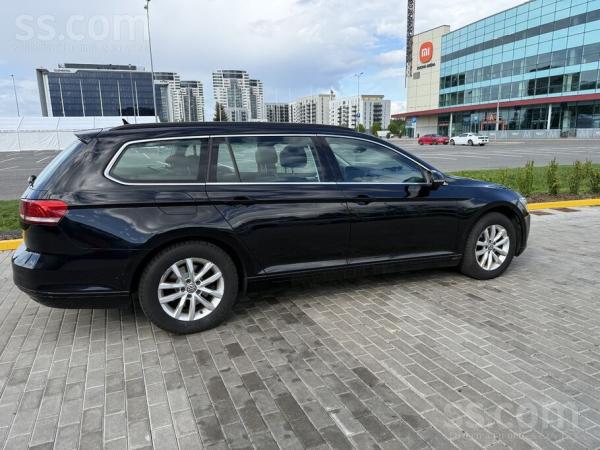 Black Volkswagen Passat B8 2016 in Riga, with an engine capacity of 1.60 L and mileage of 258 thousand km for 7500 €, photo 2 on AUTOMOTO.COM.LV