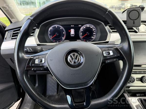 Black Volkswagen Passat B8 2016 in Riga, with an engine capacity of 1.60 L and mileage of 258 thousand km for 7500 €, photo 5 on AUTOMOTO.COM.LV