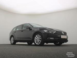 Melns Volkswagen Passat B8 2016 Viļņa, ar dzinēja tilpumu 2.00 L un nobraukumu 195 tūkst. km par 11999 €, foto 12 vietnē AUTOMOTO.COM.LV