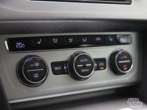 Melns Volkswagen Passat B8 2016 Viļņa, ar dzinēja tilpumu 2.00 L un nobraukumu 195 tūkst. km par 11999 €, foto 21 vietnē AUTOMOTO.COM.LV
