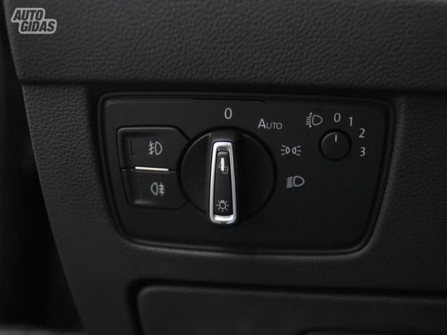 Melns Volkswagen Passat B8 2016 Viļņa, ar dzinēja tilpumu 2.00 L un nobraukumu 195 tūkst. km par 11999 €, foto 28 vietnē AUTOMOTO.COM.LV