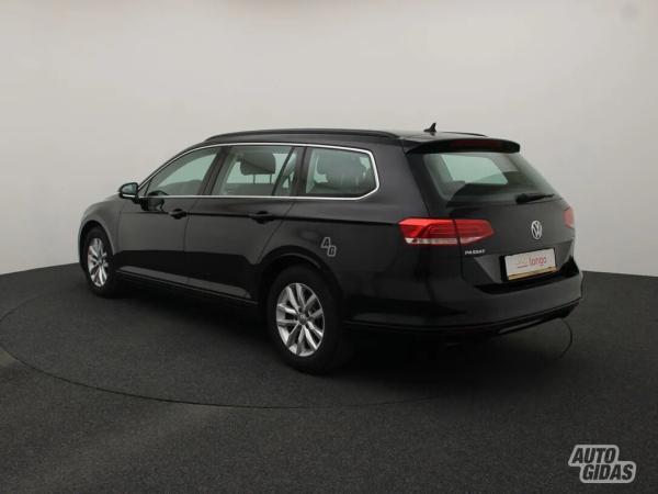 Melns Volkswagen Passat B8 2016 Viļņa, ar dzinēja tilpumu 1.60 L un nobraukumu 229 tūkst. km par 9399 €, foto 7 vietnē AUTOMOTO.COM.LV