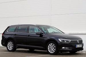 Black Volkswagen Passat B8 2016 in Riga, with an engine capacity of 2.00 L and mileage of 245 thousand km for 7800 €, photo 11 on AUTOMOTO.COM.LV