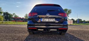 Black Volkswagen Passat B8 2016 in Riga, with an engine capacity of 2.00 L and mileage of 163 thousand km for 12250 €, photo 5 on AUTOMOTO.COM.LV