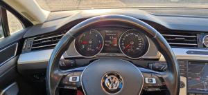 Black Volkswagen Passat B8 2016 in Riga, with an engine capacity of 2.00 L and mileage of 163 thousand km for 12250 €, photo 13 on AUTOMOTO.COM.LV