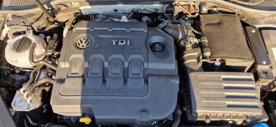 Black Volkswagen Passat B8 2016 in Riga, with an engine capacity of 2.00 L and mileage of 163 thousand km for 12250 €, photo 30 on AUTOMOTO.COM.LV