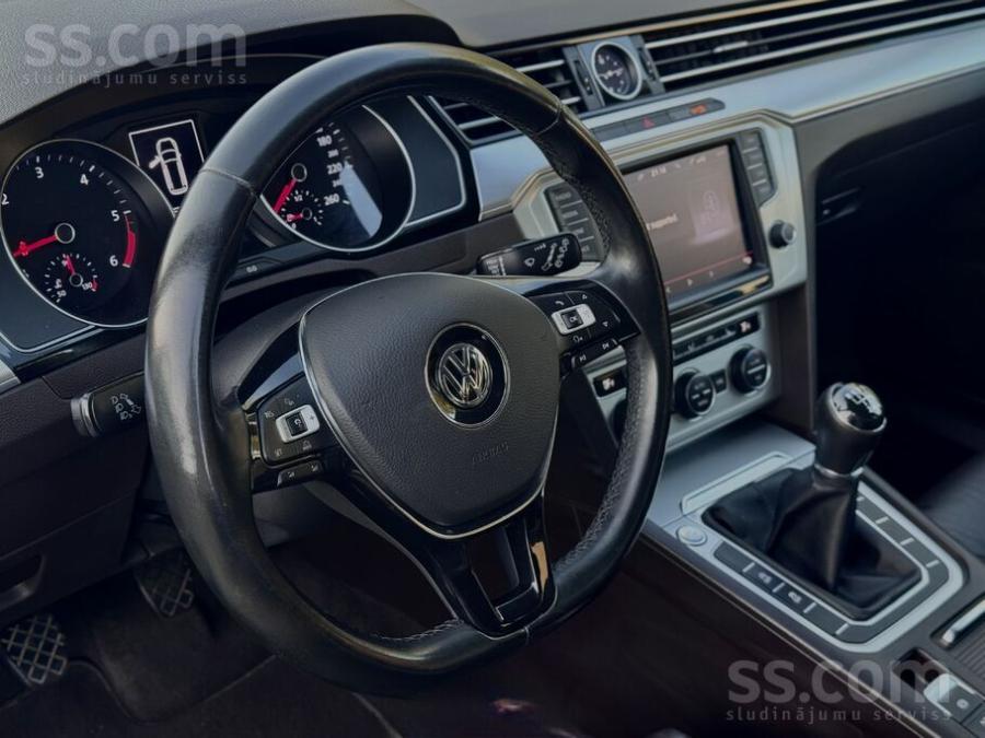 Melns Volkswagen Passat B8 2016 Rīga, ar dzinēja tilpumu 2.00 L un nobraukumu 0 tūkst. km par 9150 €, foto 27 vietnē AUTOMOTO.COM.LV