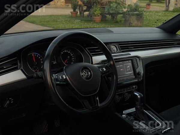 Black Volkswagen Passat B8 2016 in Daugavpils, with an engine capacity of 1.40 L and mileage of 0 thousand km for 12350 €, photo 8 on AUTOMOTO.COM.LV