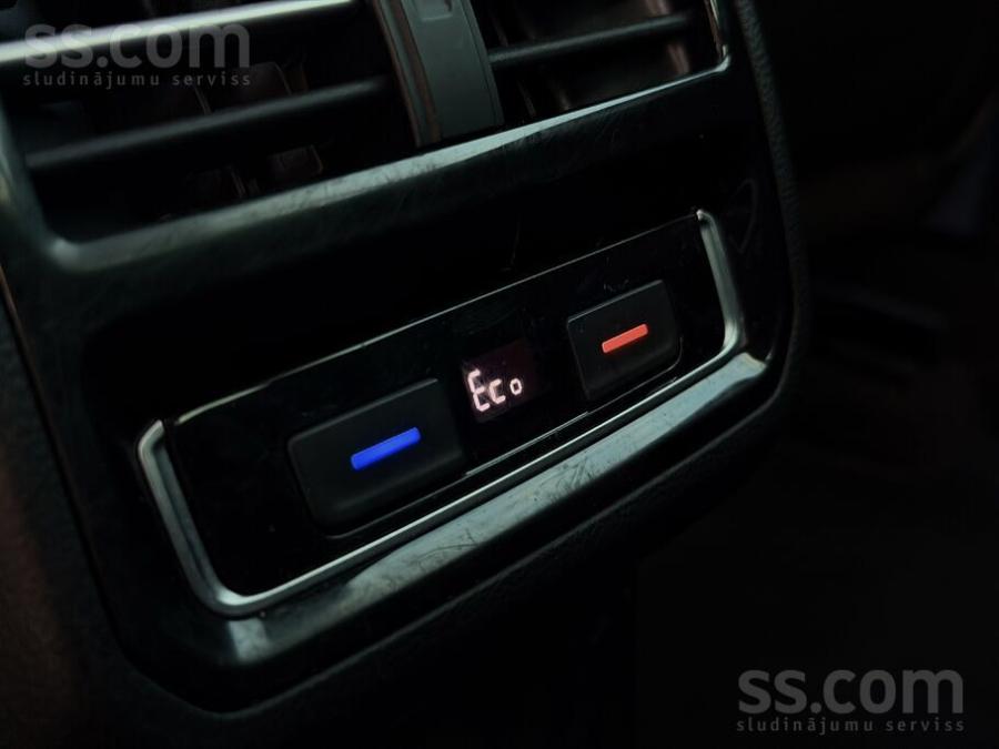 Melns Volkswagen Passat B8 2016 Daugavpils, ar dzinēja tilpumu 1.40 L un nobraukumu 0 tūkst. km par 12350 €, foto 12 vietnē AUTOMOTO.COM.LV