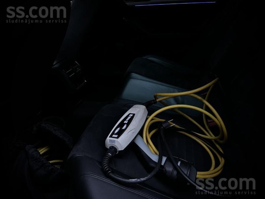 Melns Volkswagen Passat B8 2016 Daugavpils, ar dzinēja tilpumu 1.40 L un nobraukumu 0 tūkst. km par 12350 €, foto 26 vietnē AUTOMOTO.COM.LV
