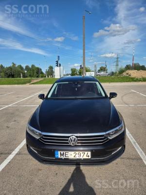 Melns Volkswagen Passat B8 2016 Rīga, ar dzinēja tilpumu 2.00 L un nobraukumu 205 tūkst. km par 12500 €, foto  vietnē AUTOMOTO.COM.LV